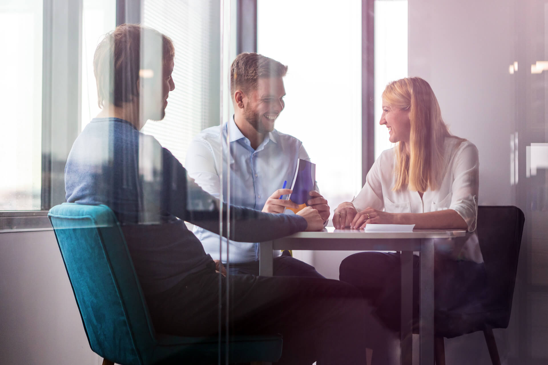 How to Choose an AI Software Development Company? | Blog Miquido