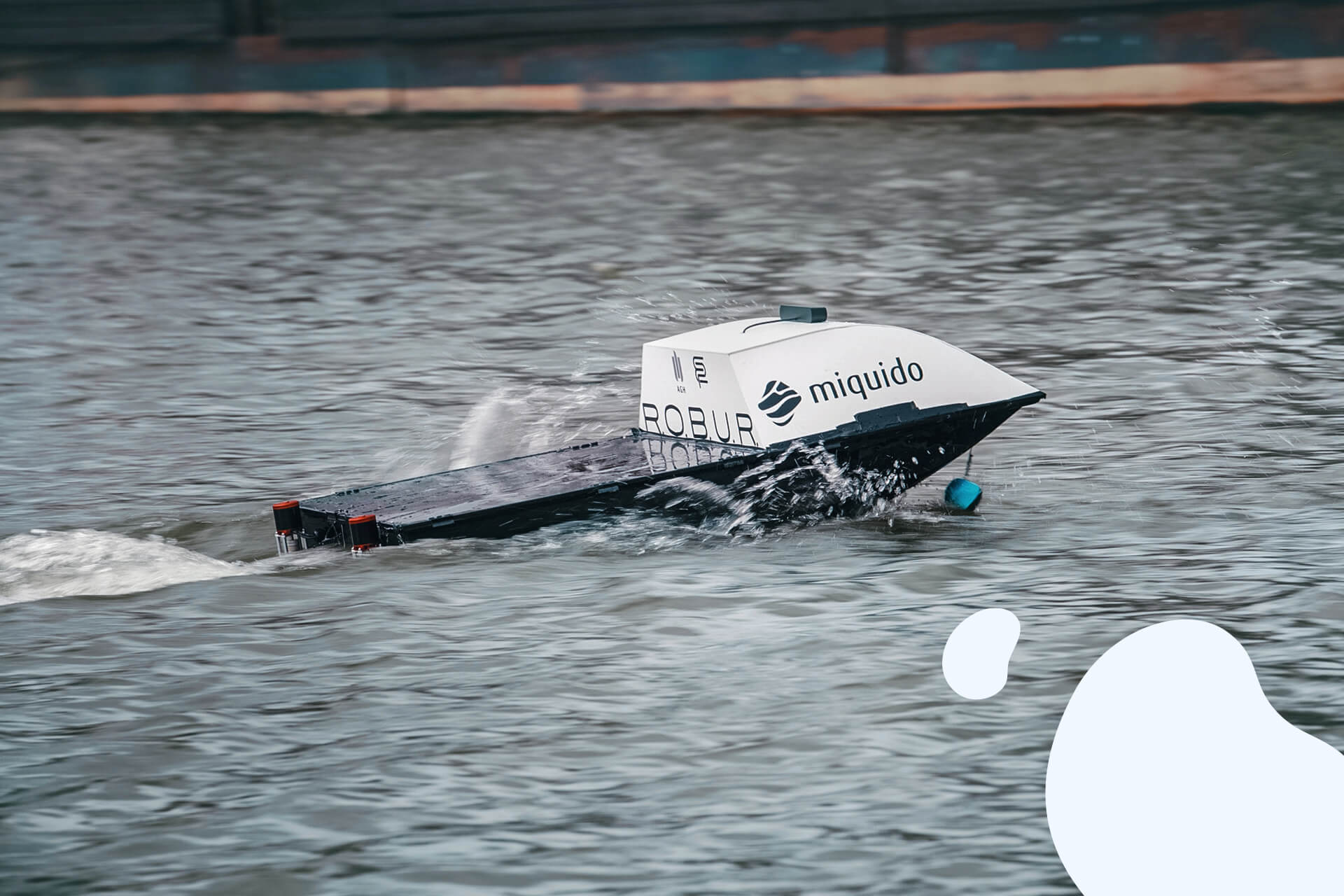 Miquido Sponsors the Solar Boat by AGH Team - Miquido Blog Miquido Sponsors the Solar Boat by AGH Team - Miquido Blog