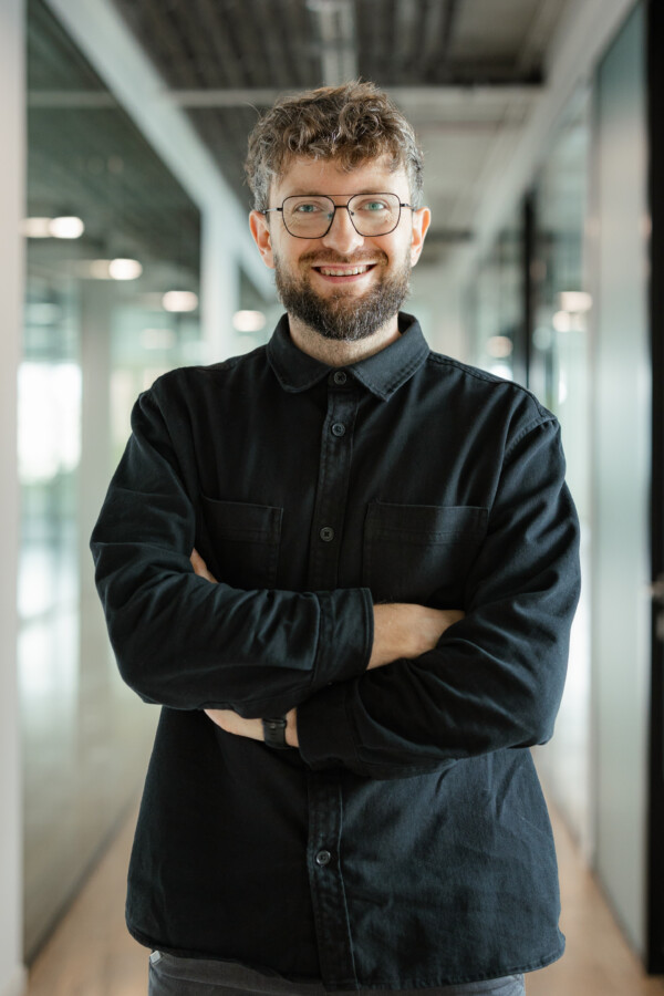 What is React Native? An introduction with app examples - Miquido Blog