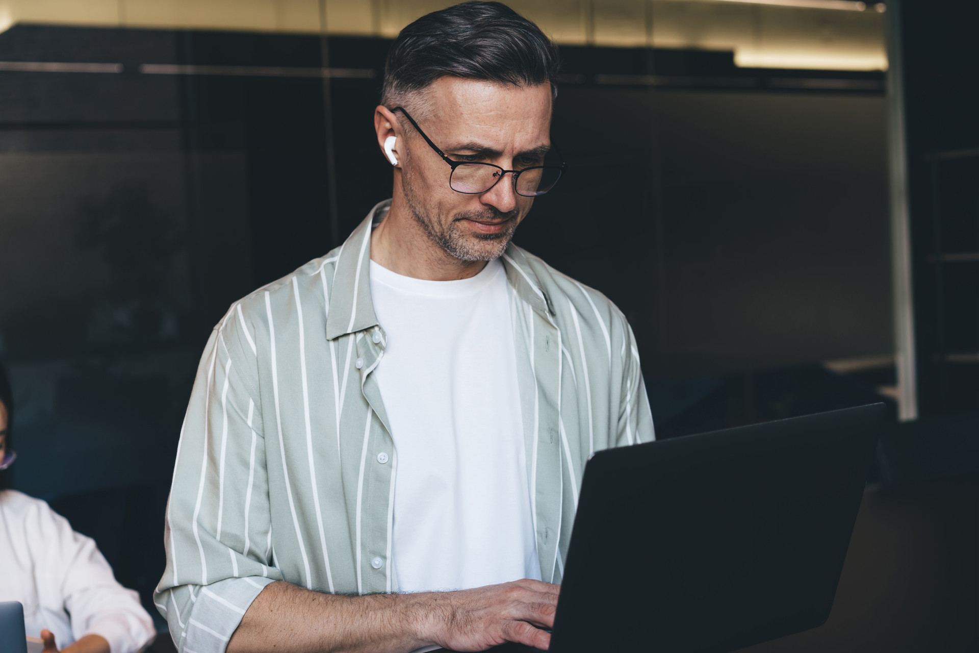 Custom AI for Executive Summary Solution | Miquido